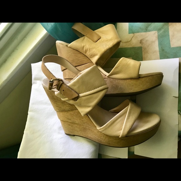 Diane Von Furstenberg | Shoes | Diane Von Furstenberg Opal Wood Wedge ...